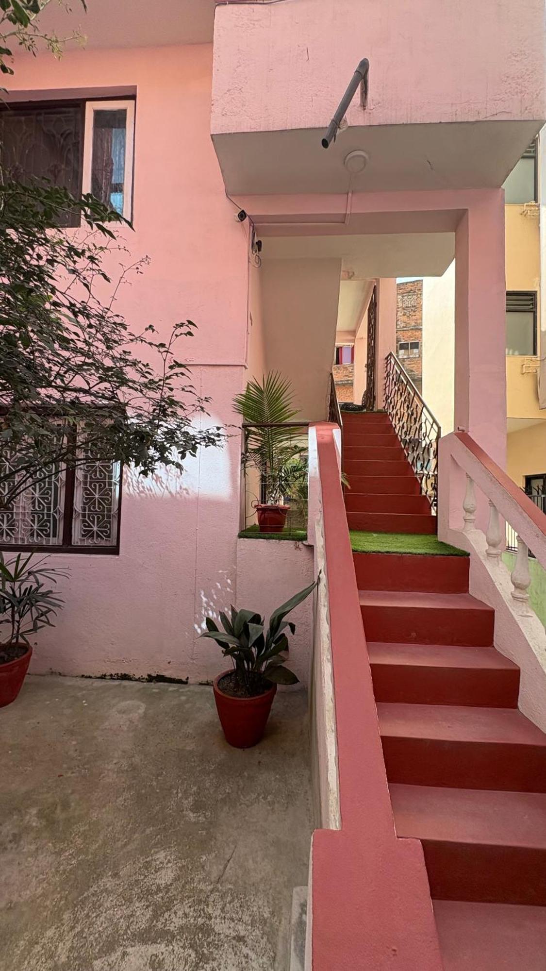 HOTEL TREKKING LODGE NEPAL, KATHMANDU